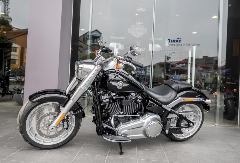 Khám phá Harley-Davidson Fat Boy 107 giá hơn 850 triệu VNĐ