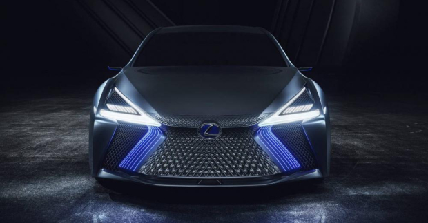 Lưới tản nhiệt là chi tiết hấp dẫn thứ 2 với khách mua xe Lexus