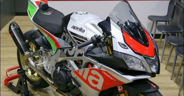Chi tiết siêu mô tô Aprilia RSV4 RF phiên bản giới hạn
