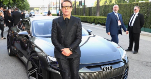 "Người Sắt" Tony Stark tham dự buổi công chiếu "Avengers: Endgame" với ...