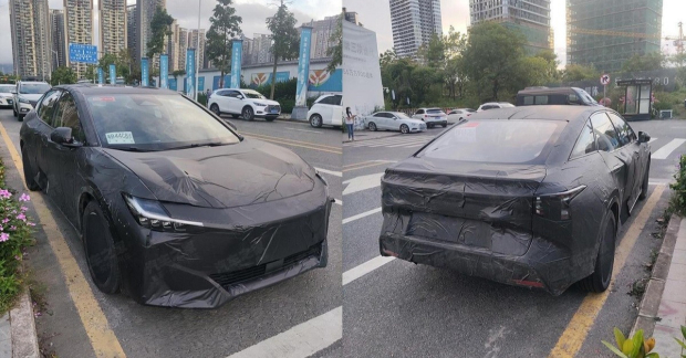 Toyota bZ5 - xe điện với kích thước như Camry - xuất hiện trên đường phố