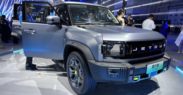 Jetour Traveler 2023 chính thức ra mắt, tên gọi như xe Peugeot, còn ...