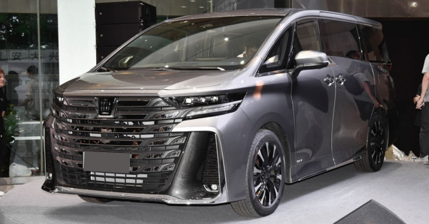 Toyota Crown Vellfire 2024 trình làng tại thị trường sát cạnh Việt Nam ...