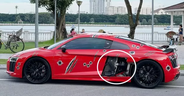 Siêu xe Audi R8 V10 Plus gây sự chú ý với 1 bên thân xe bị "khoét lỗ ...