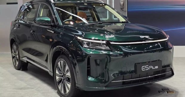 DFSK E5 Plus - phiên bản chỉ "ăn" 1,25 lít/100 km của SUV cỡ C sắp ra ...