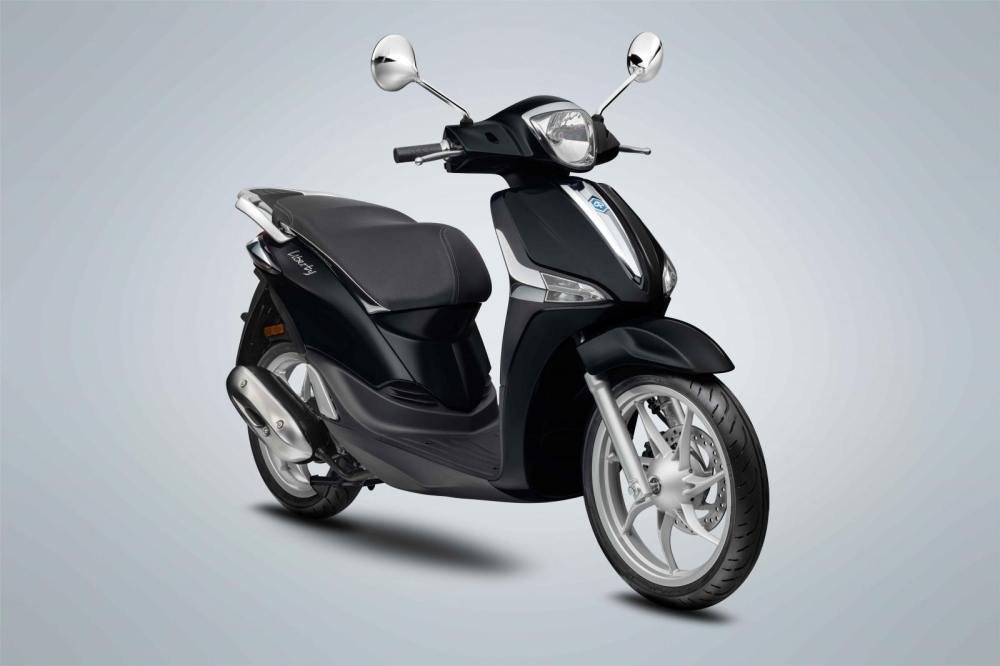 Tiến quân phân khúc "học đường", Piaggio Liberty 50cc giá 39,9 triệu ...