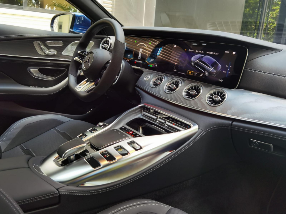 Mercedes-AMG GT 53 bản nâng cấp giữa vòng đời ồ ạt về đại lý, giá tăng ...