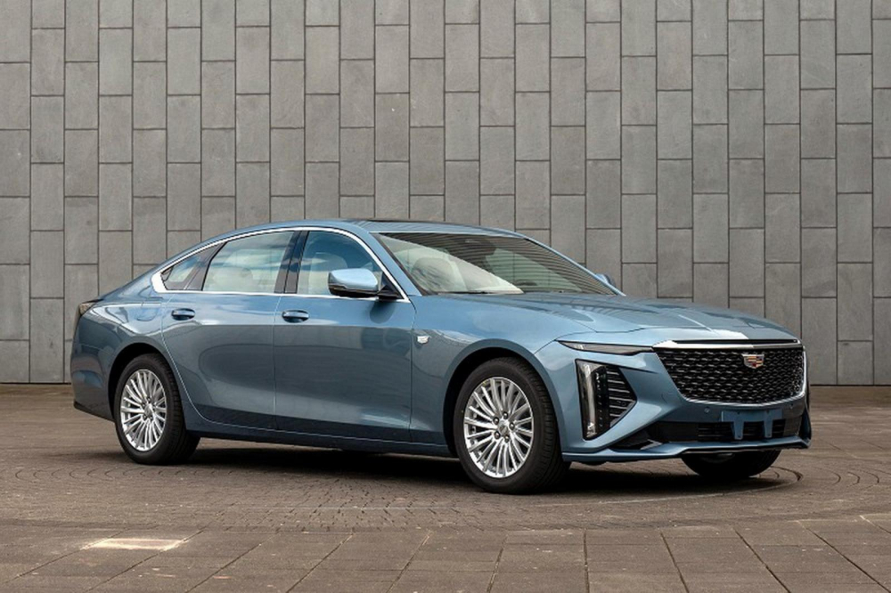 Sedan hạng sang cỡ lớn Cadillac CT6 2023 rò rỉ "ảnh nóng" trước ngày ra mắt