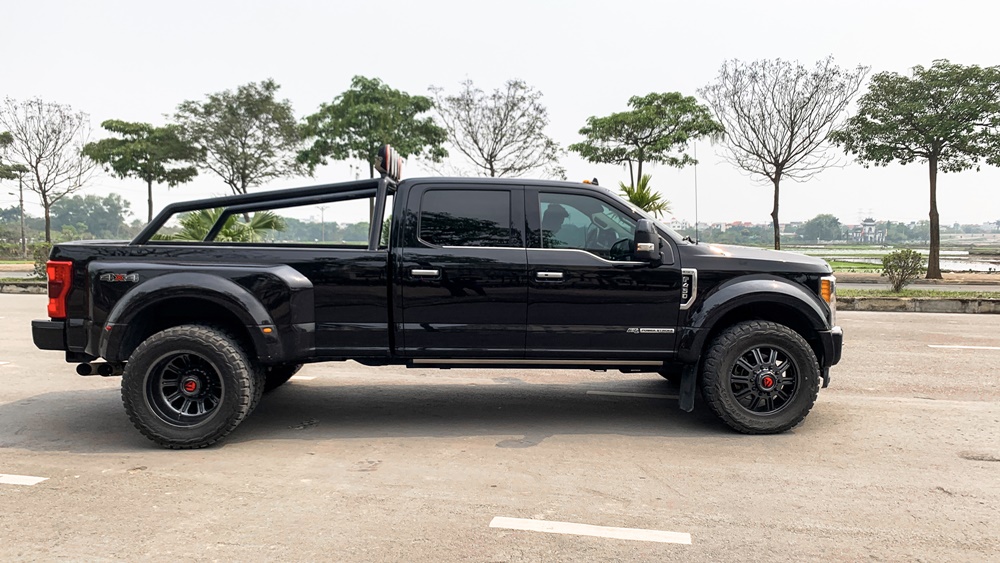 Cận cảnh bán tải “khủng” Ford F450 Super Duty 2019: giá 7 tỷ, riêng phụ ...